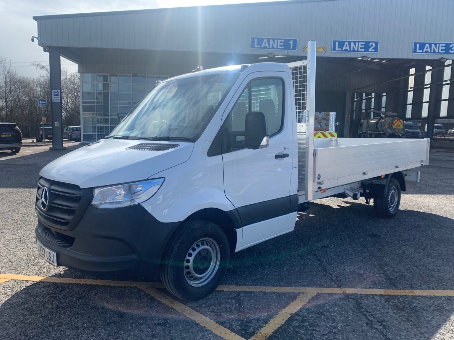 3.5T Flatbed Hire | 3.5T Pickup Truck Hire | LC Vehicle Hire