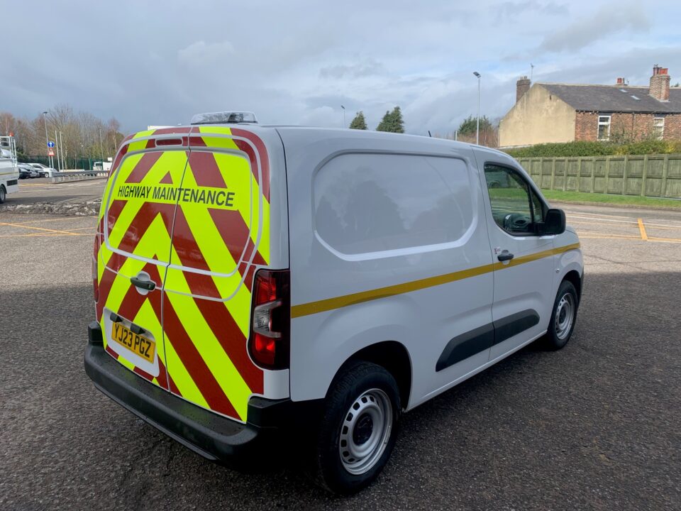 Commercial Vans For Hire | LGV Rental | LC Vehicle Hire