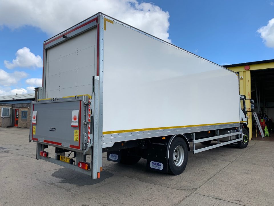 18 Tonne Box Tail Lifts for Hire | 4x2 Delivery Vans to Rent