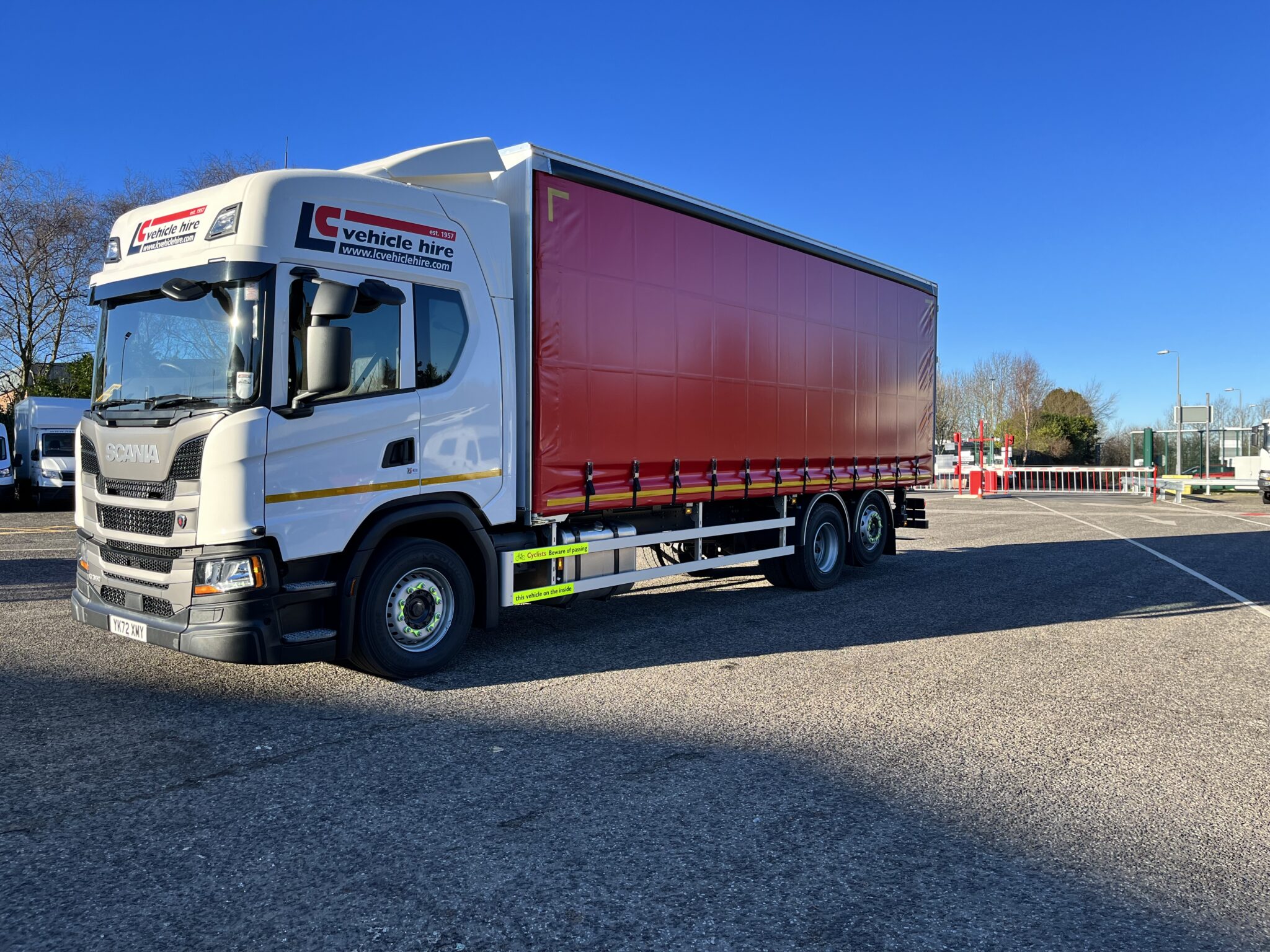 Curtain-side Truck | 26T Lorry Hire | LC Vehicle Hire