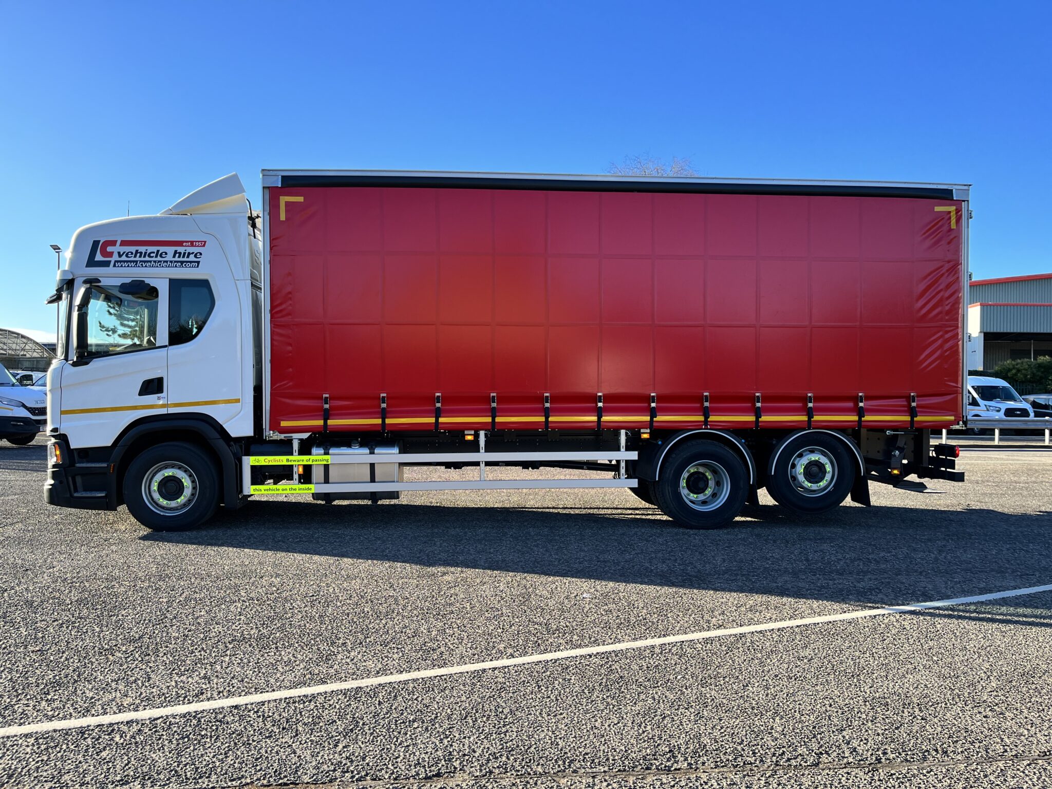 Curtain-side Truck | 26T Lorry Hire | LC Vehicle Hire