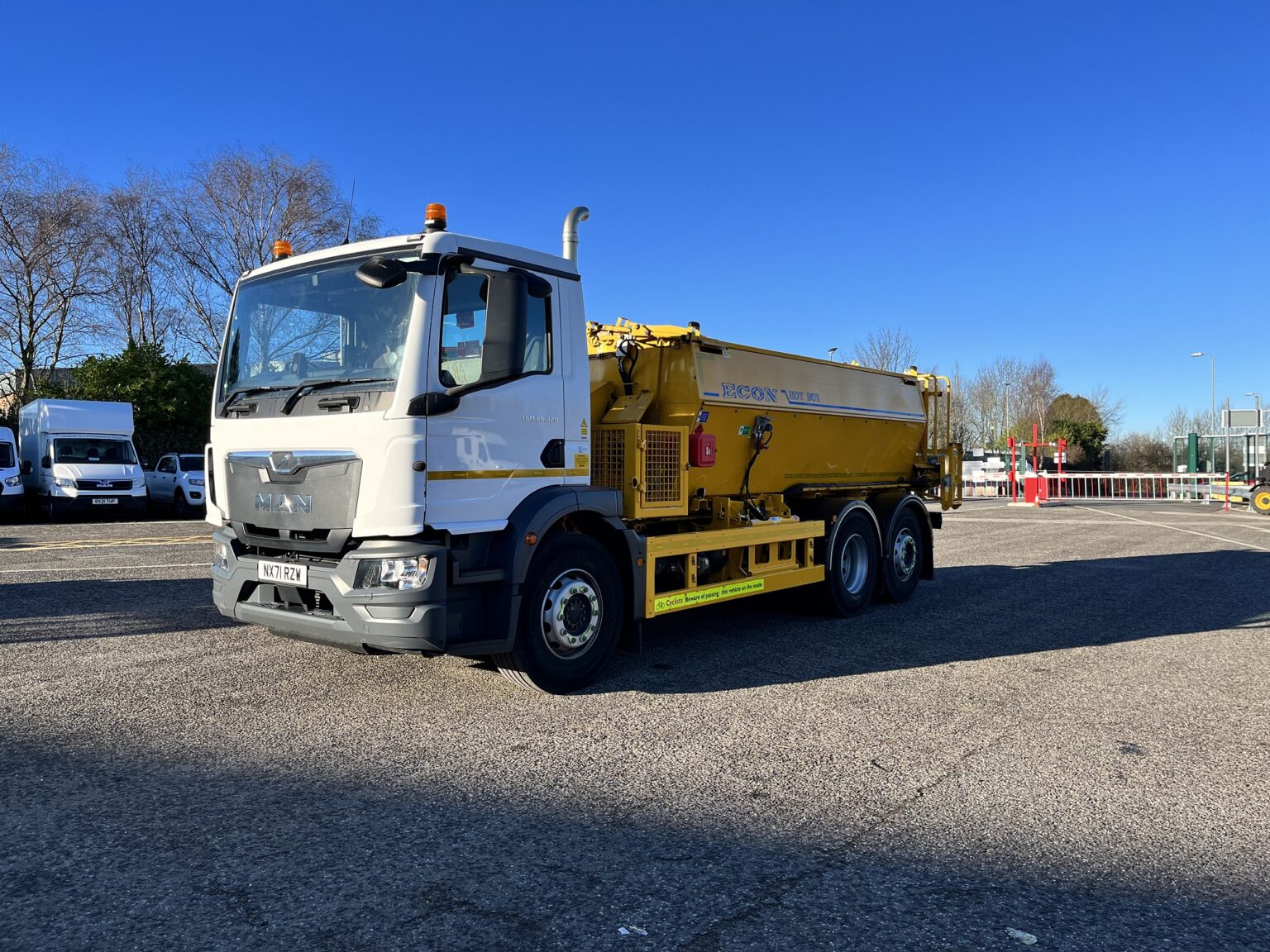 26 Tonne Hotbox for Hire | 6x4 Econ Auger Hot Box Vehicles to Rent