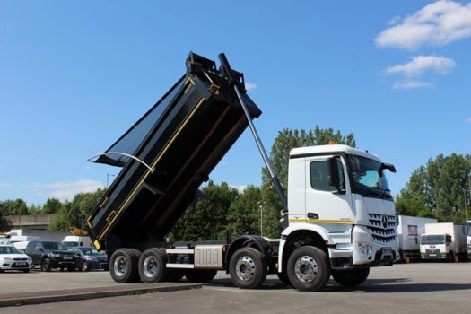 32 Tonne Muckaway Tipper for Hire | 8 Wheel Tipper Rental