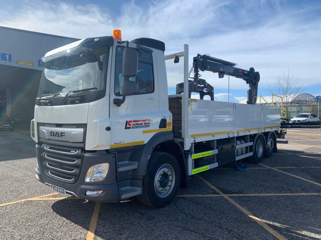 26 Tonne Truck Loader for Hire | 6 Wheeler Flatbed Crane Vehicles