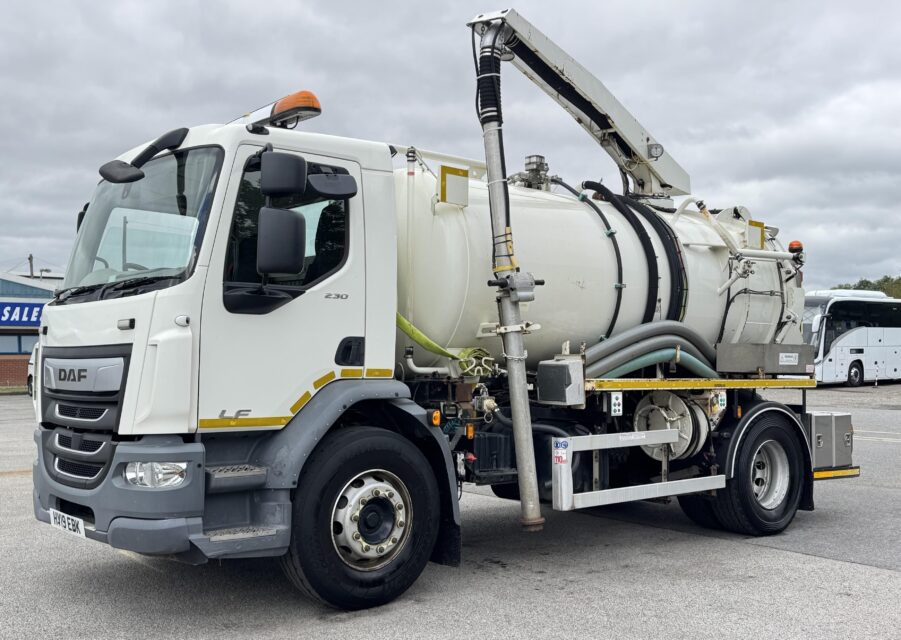 DAF LF230 18t Whale Medium Volume Gully Emptier - HY19EBK - LC Vehicle Hire